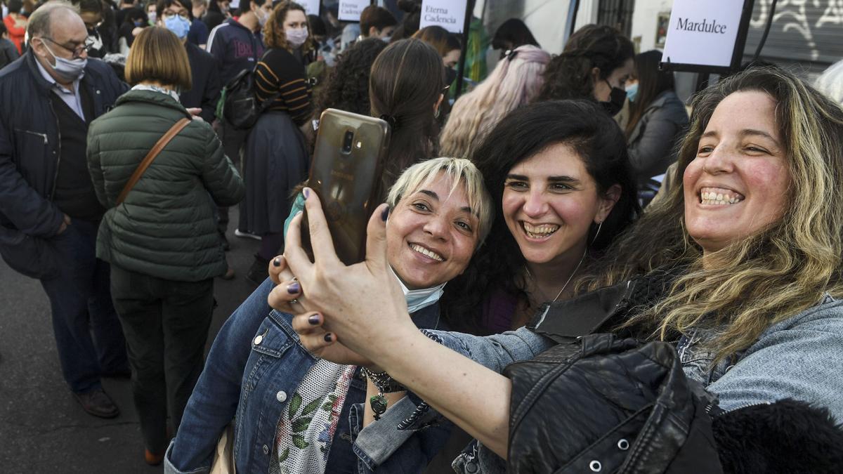 La Feria de Editores 2023 llega al Complejo Art Media - ZETA - NOTICIAS